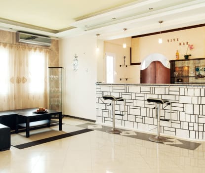 Vive Mare - Bestil hotel i Ammoudia hos Spies